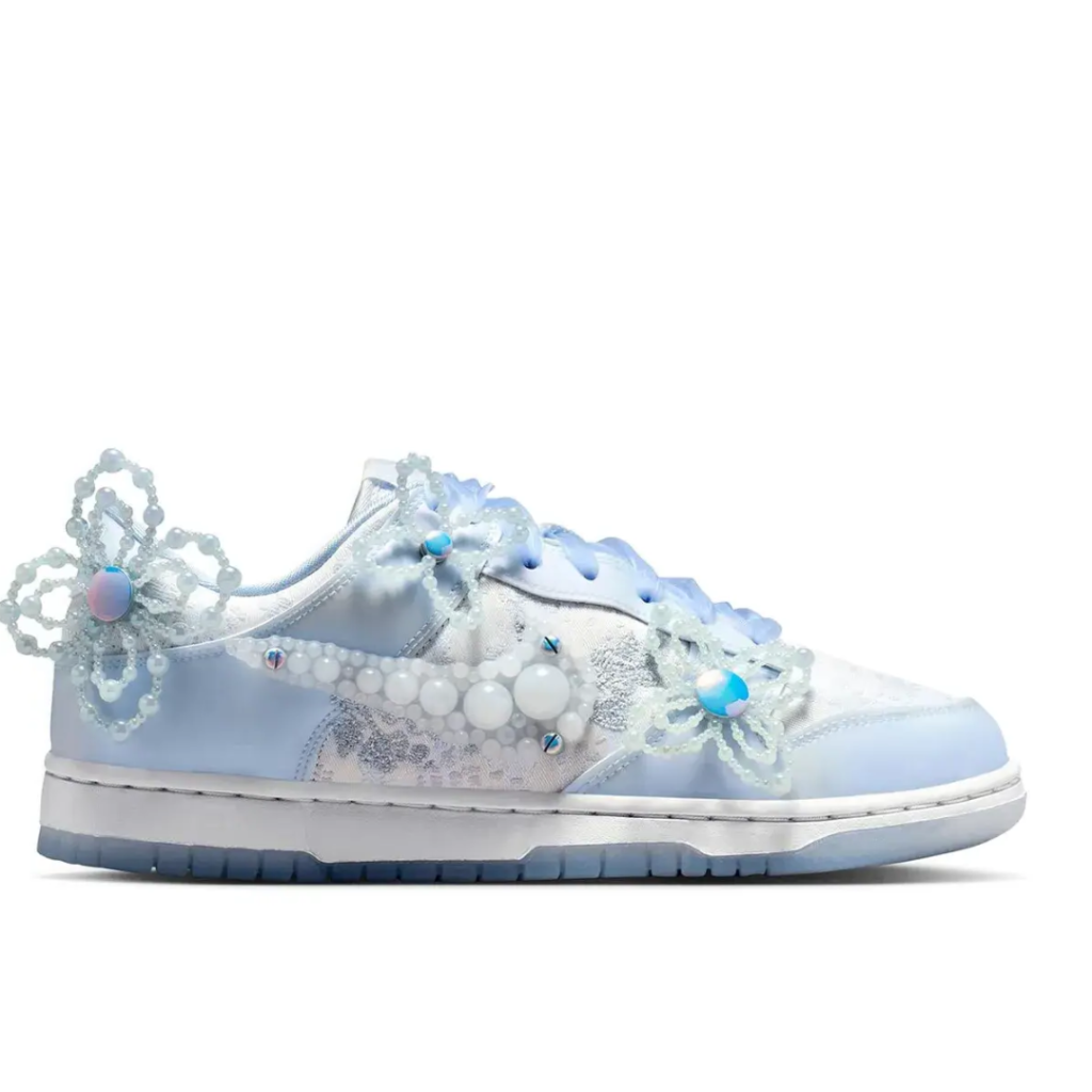 Nike Dunk Low Susan Fang Artist Collection - KICKS ZONE